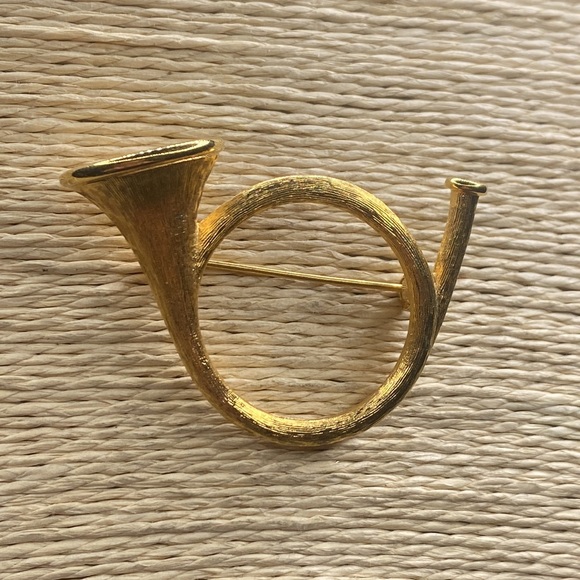 Napier | Jewelry | Signed Napier French Horn Instrument Brooch Pin ...